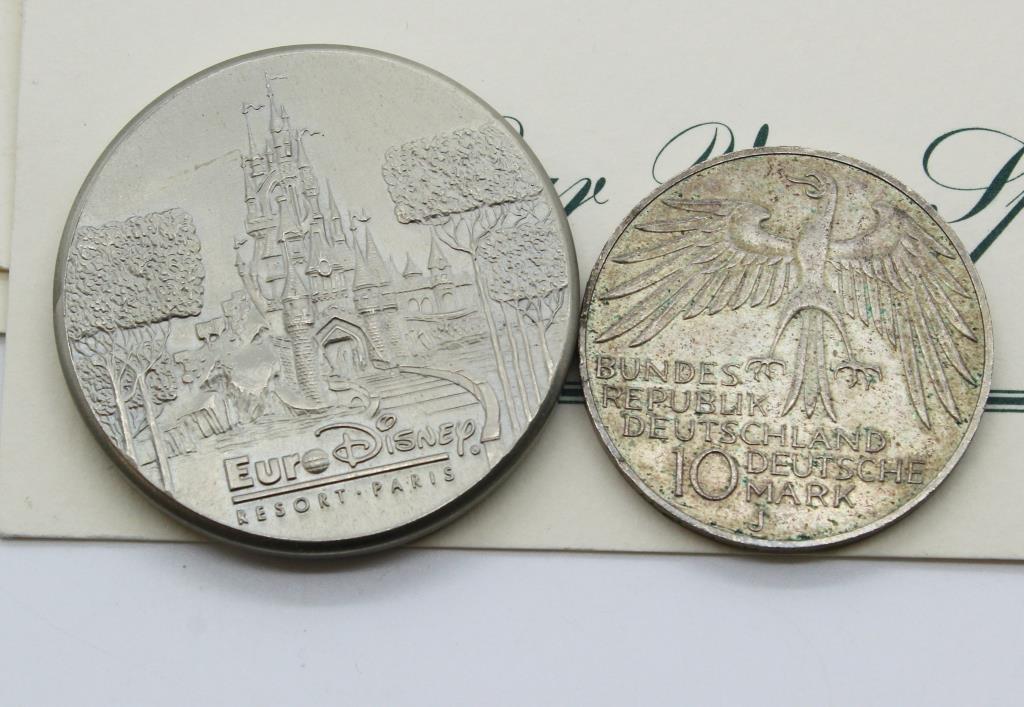 Walt Disney World Commemorative Tokens, Frigate Constellation ...