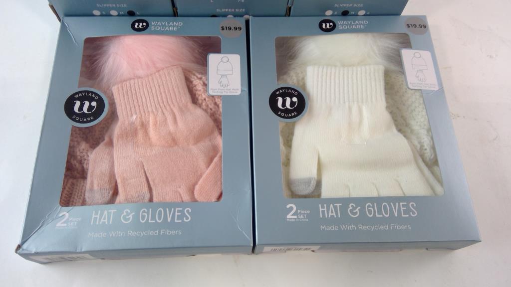 Wayland Square Slippers And More, 5 Pieces | Property Room