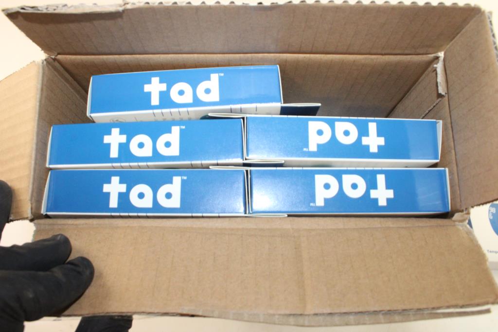 Wearable Temperature Alert Device, 24 Pieces | Property Room