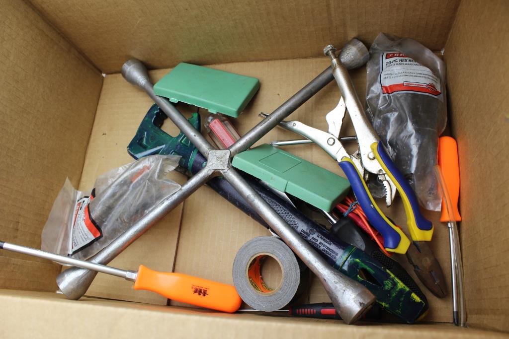 Weller SP23L Soldering Iron, Skil 2887-B2 Drill/Driver, Hand Tools ...