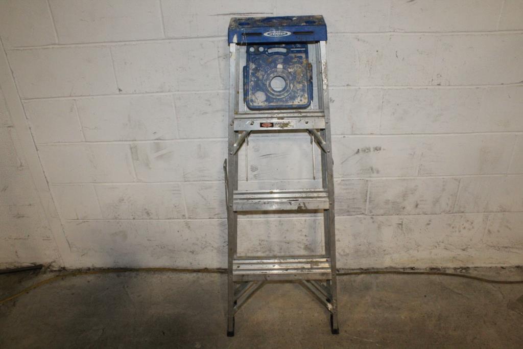 Werner 4 Ft. Aluminum Step Ladder | Property Room