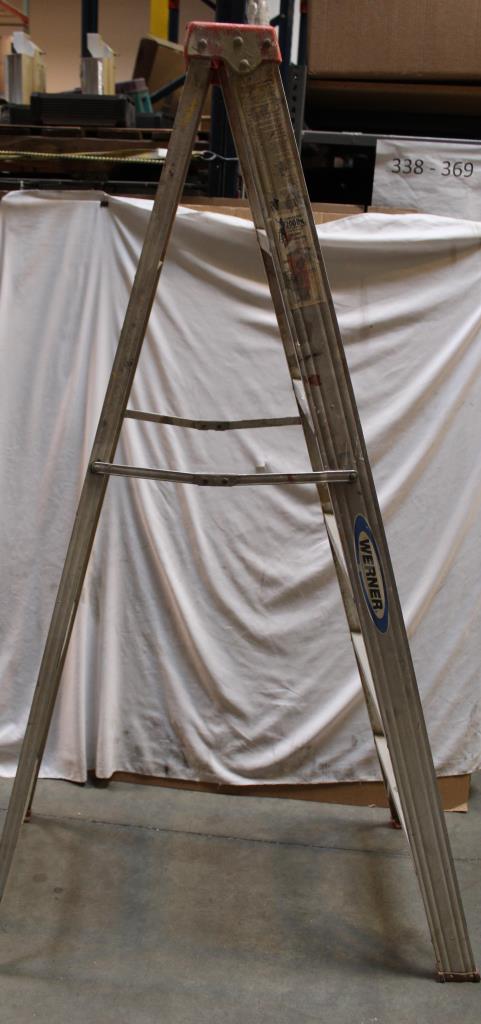 Werner Aluminum Type III Light Duty 200Lb 6 Ft Ladder | Property Room