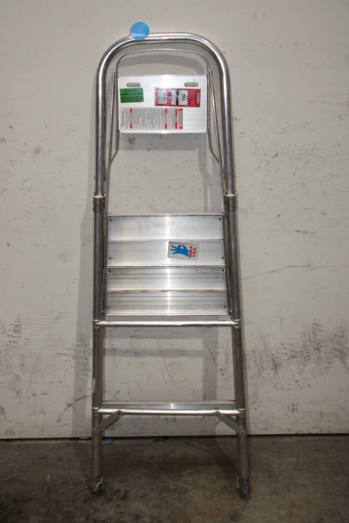 Werner Saf-T-master Step Stool | Property Room