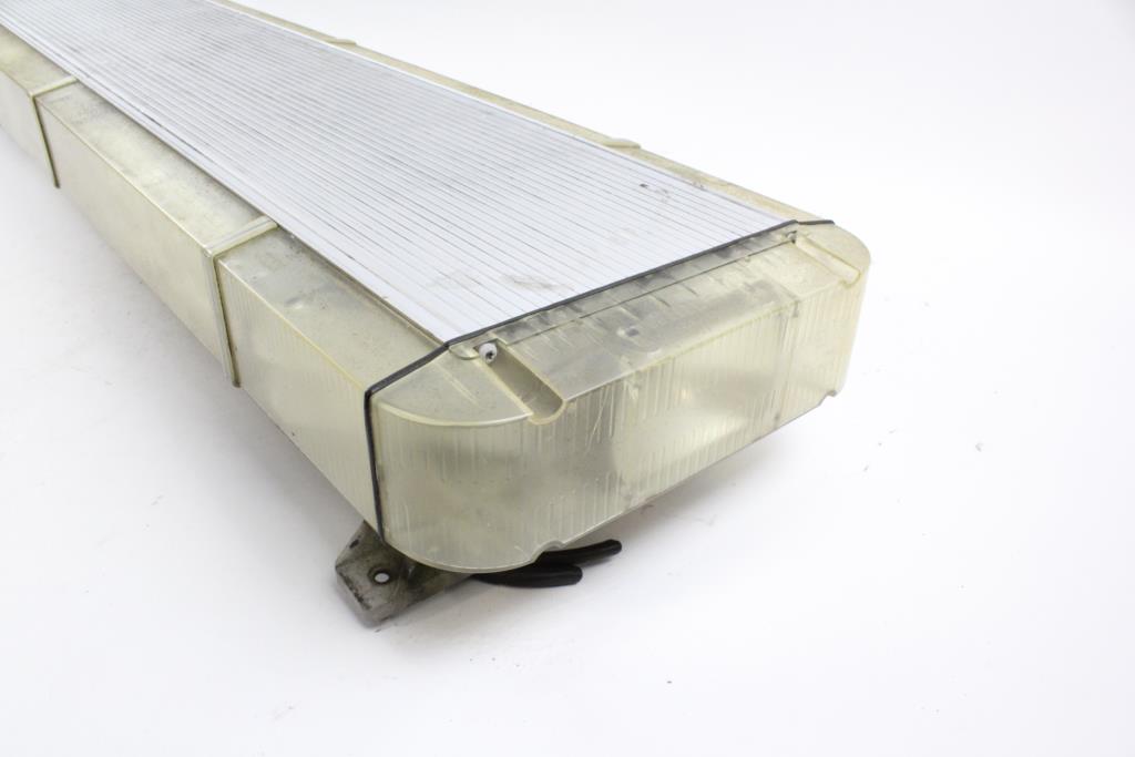 Whelen, Edge, Freedom Series Light Bar | Property Room