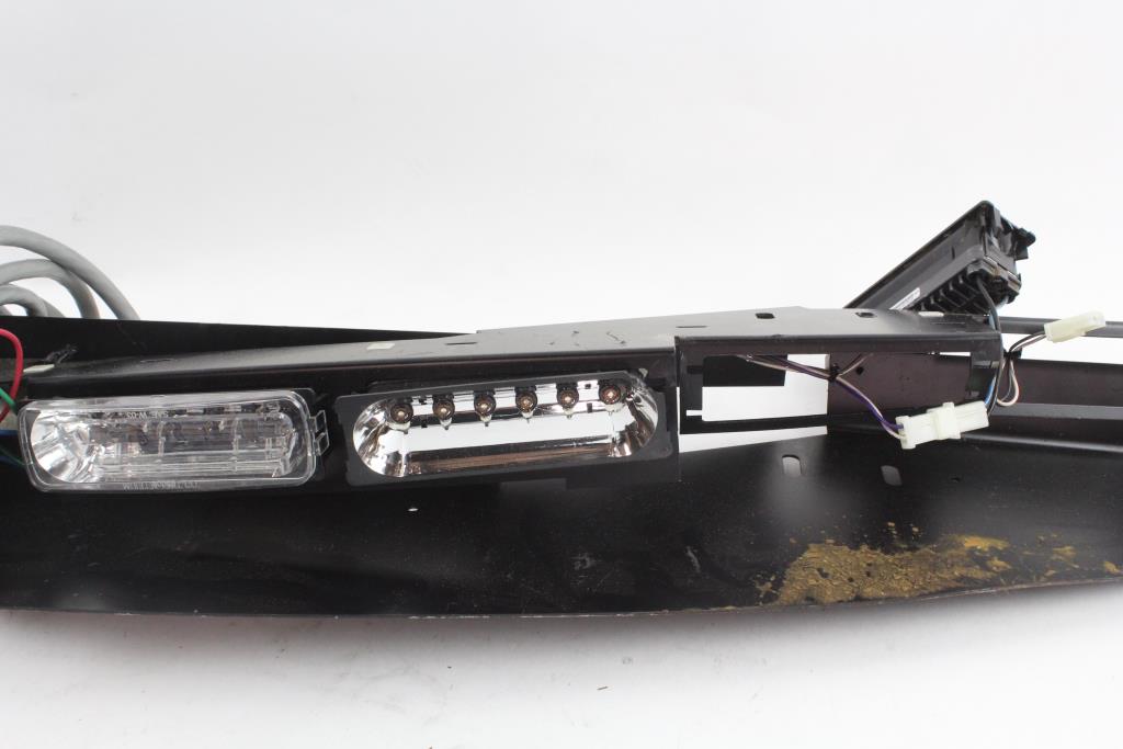 Whelen Inner Edge Light Bar | Property Room