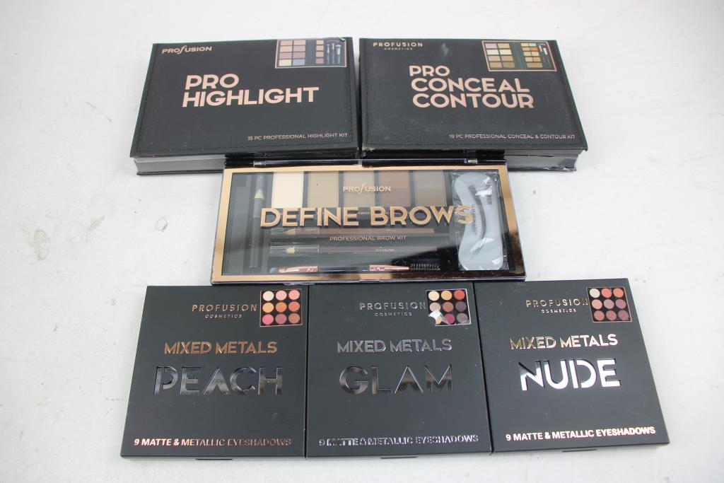 Womens Accs, Sandals, Pro Conceal Contour, Bags, Manual Shaver And More ...