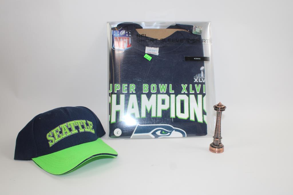 Women's Seattle Seahawk Merch 4 Items | Property Room
