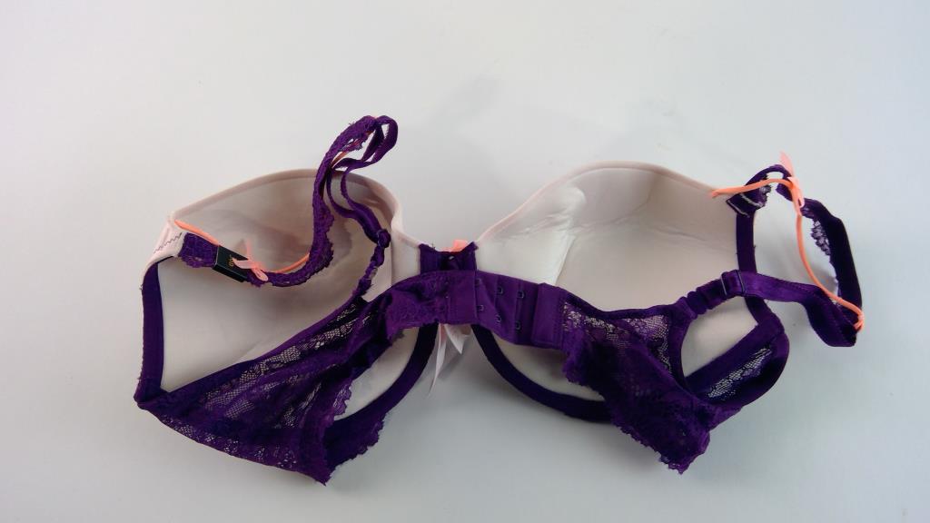 Womens Victorias Secret Bra, Size 36D | Property Room