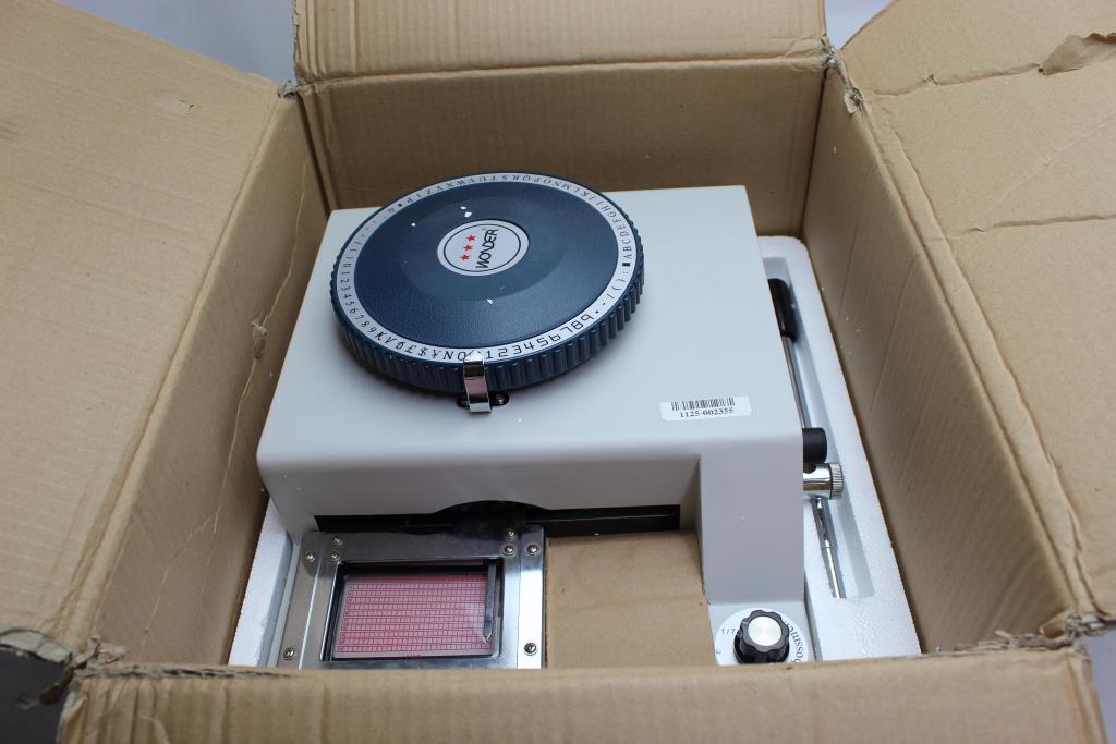 Wonder 72 Letter Manual Embosser Machine | Property Room