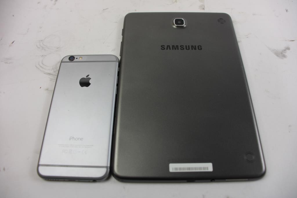 Wonderboom 2 Bluespeaker, IPhone, Samsung Tablet And Small Nike Bag ...