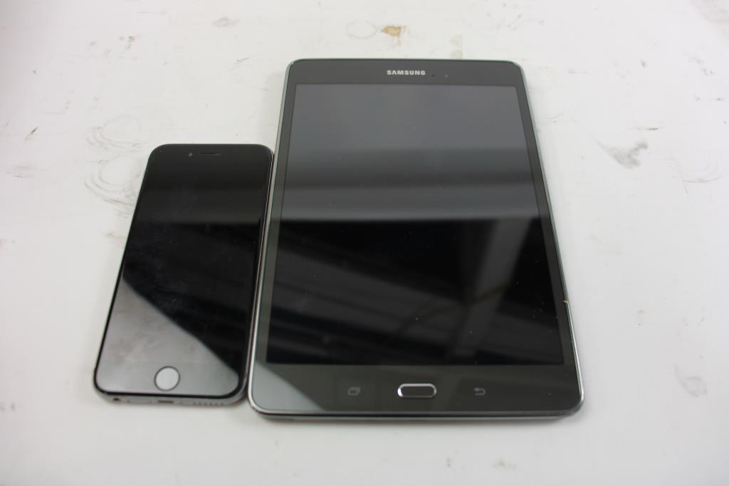 Wonderboom 2 Bluespeaker, IPhone, Samsung Tablet And Small Nike Bag ...