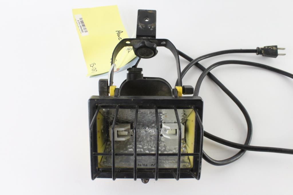 Woods Portable Work Light, Lamp Piece Only | Property Room