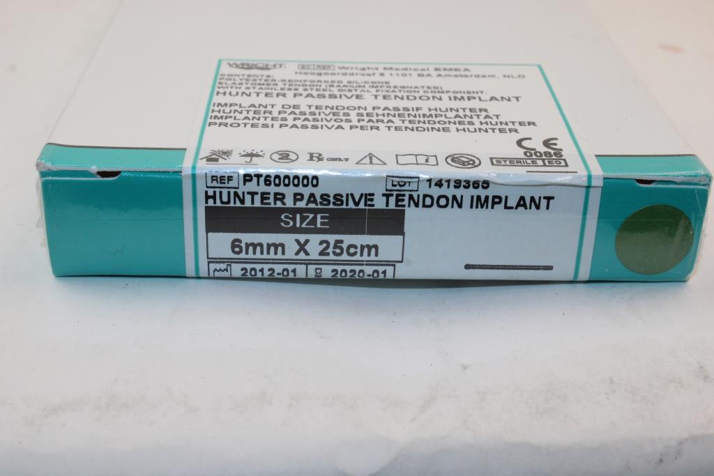 Wright Hunter Tendon Rod | Property Room