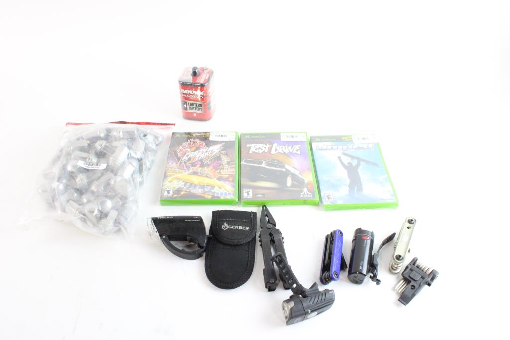 Xbox Games, Flashlights & More, 6+ Pieces | Property Room