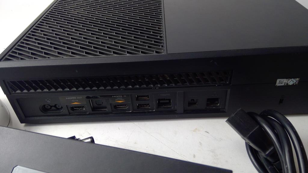 XBox One Console W/ NBA 2K21 | Property Room