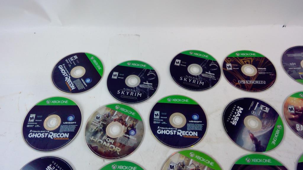 Xbox One Games, 40+ Pieces | Property Room