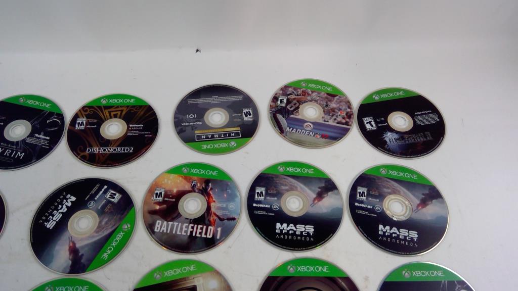 Xbox One Games, 40+ Pieces | Property Room
