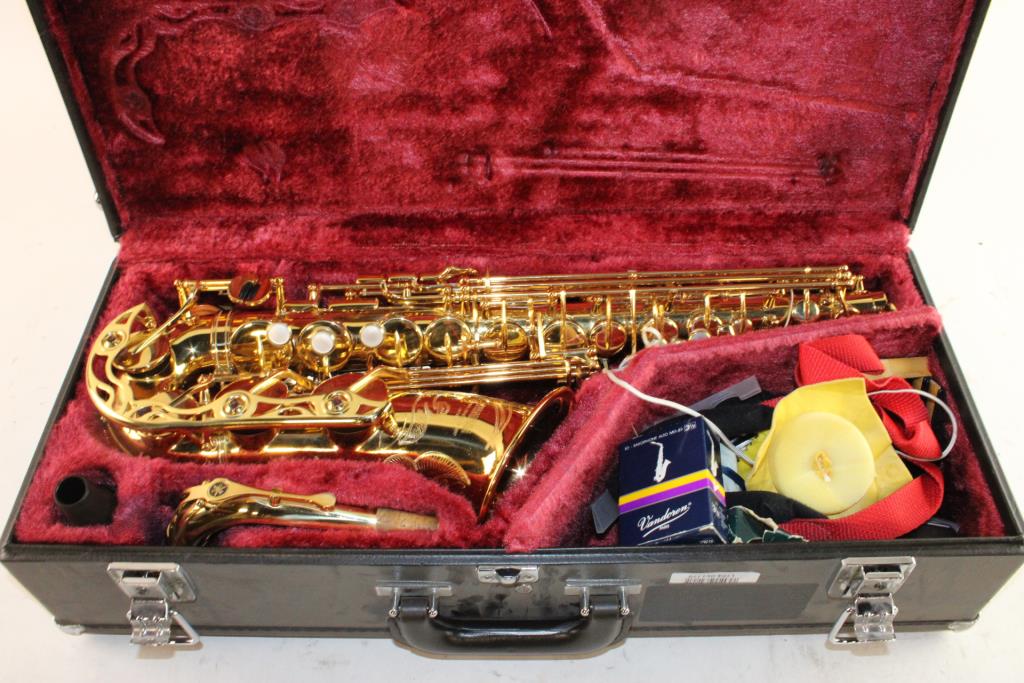 Yamaha Alto Saxaphone | Property Room