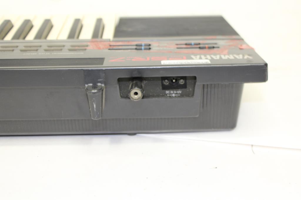 Yamaha PSR-7 Electric Piano | Property Room