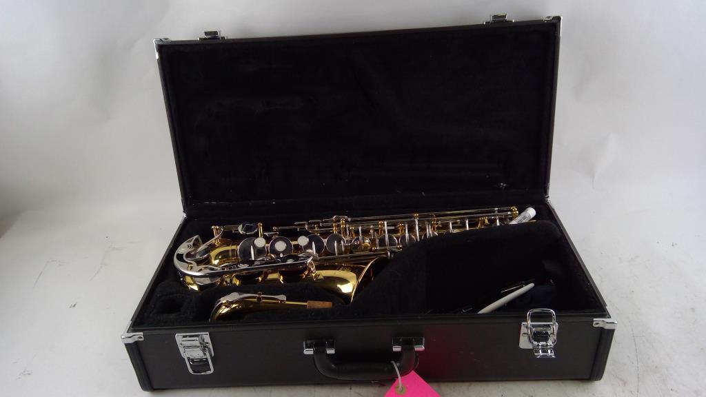 Yamaha Saxaphone | Property Room
