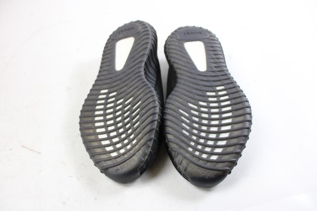 Yeezy Boost 350 Womens Shoes, Size: 7 | Property Room
