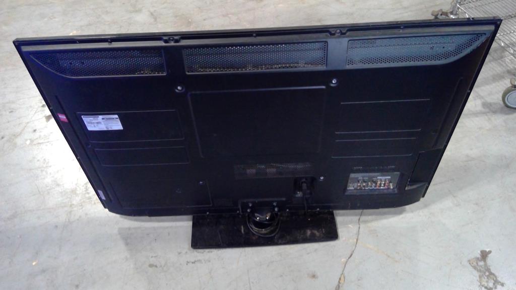 Zenith Electronics 50" TV | Property Room