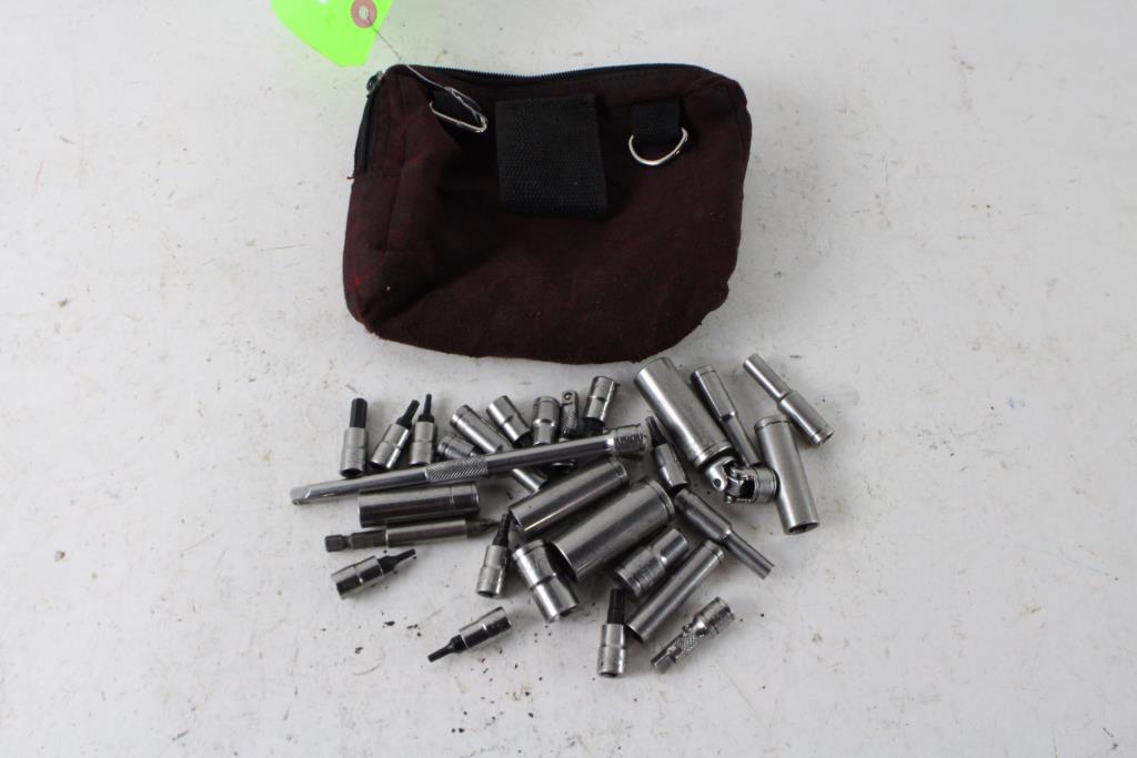 Zippered Pouch Of Ratchet Fitting Variety, 10+ Pieces | Property Room
