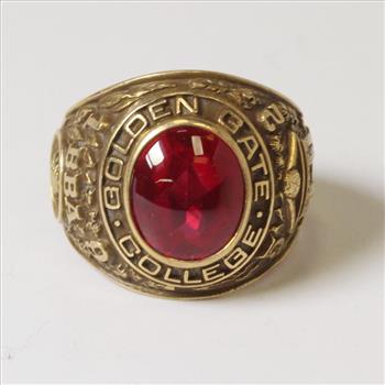 10kt Gold 11.8g 1952 Class Ring With Red Stone | Property Room