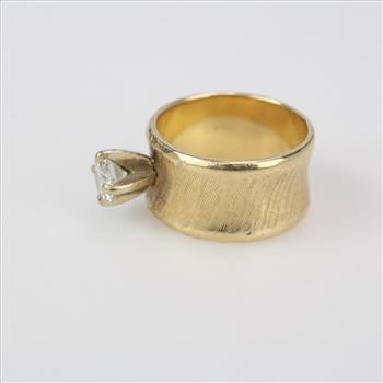 13k Gold 7.25g Ring With Diamond | Property Room