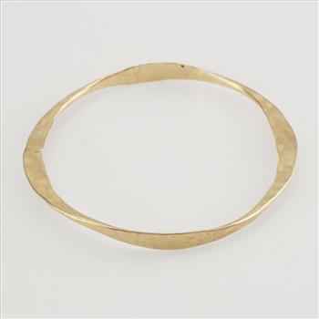 14k Gold Twisted Bangle Bracelet | Property Room