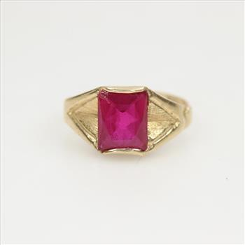 14kt Gold Ruby Signet Ring | Property Room