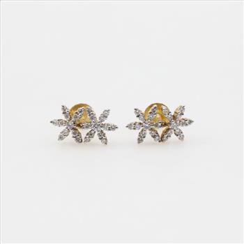 18kt Gold Diamond Flower Earrings | Property Room