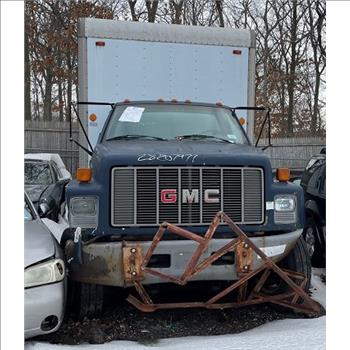 1995 GMC C700 Top Kick (Medford, NY 11763) | Property Room