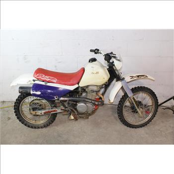 1995 Honda XR80R Dirtbike | Property Room