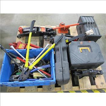 Team Mechanix Floor Jack And Other Assorted Tools | Property Room