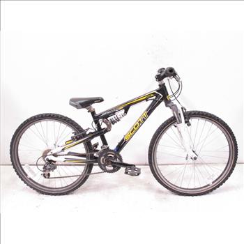 Scott Spark JR Boy's Mountain Bike | Property Room
