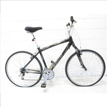 Giant Cyprus DX Hybrid Bike | Property Room