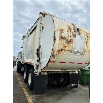 2010 Autocar 40YD Garbage Packer (Hallandale Beach, FL 33009 ...