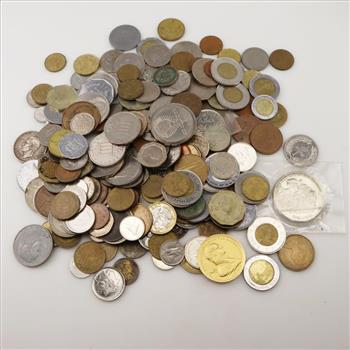 2.5+lbs Foreign Coins And Tokens | Property Room