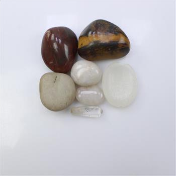 7 Loose Stones | Property Room