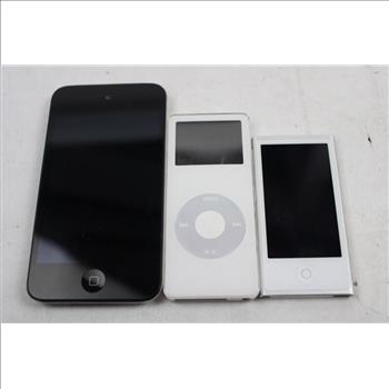 Apple IPod,3 Pieces, 8,4GB | Property Room
