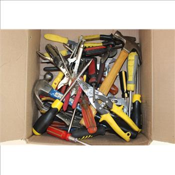 Assorted Hand Tool Lot, 15+ Pieces | Property Room