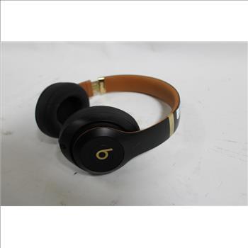 Beats Studio3 Wireless Headphones – The Beats Skyline Collection ...