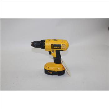 DeWalt Cordless Drill/Driver DC759 With Battery Pack | Property Room