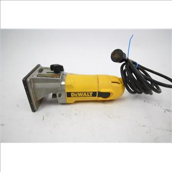 Dewalt D26670 Compact Router | Property Room