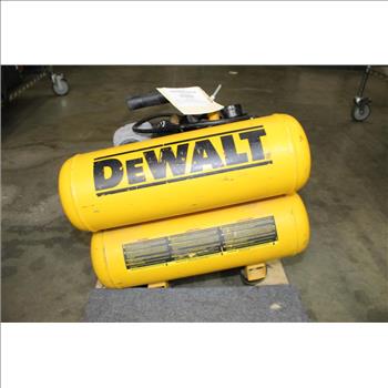 Dewalt D55153 Electric 4 Gallon Air Compressor | Property Room