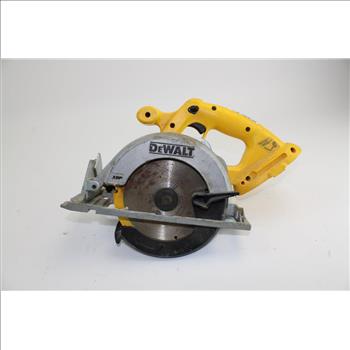 Dewalt DC390 Cordless Circular Saw | Property Room