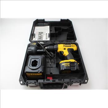 DeWalt DC728KA Cordless Drill Driver Set | Property Room
