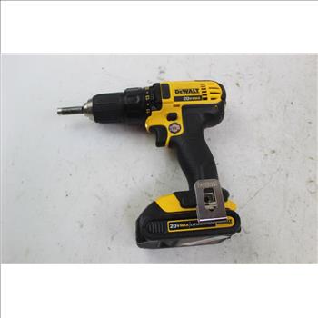 DeWalt DCD780 Cordless Drill Driver | Property Room