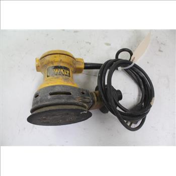 DeWalt DW421 Corded Palm Sander | Property Room